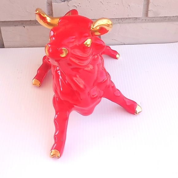 Vintage | Accents | Vintage Ceramic Bull Statue Vintage Taurus Figurine ...